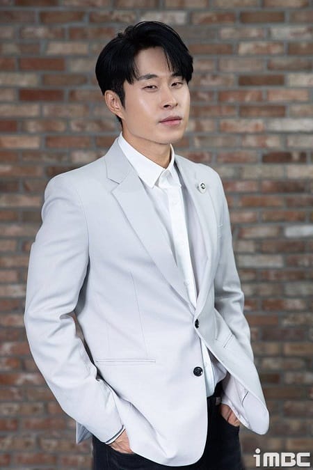 Diễn viên Min Do Yoon